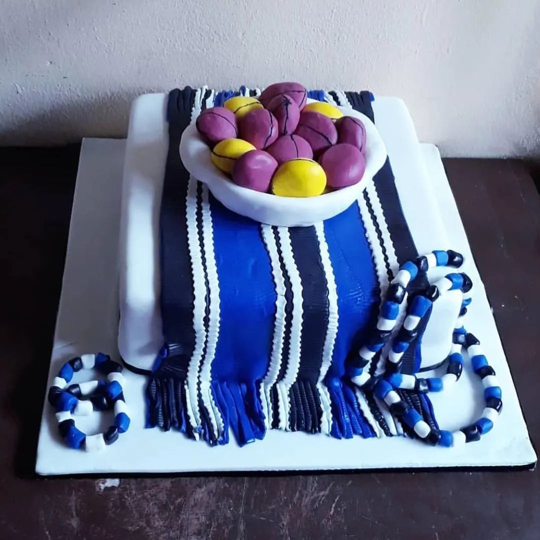 Igede Traditional Wedding Attire (40 Best Photos) 2025 | Eucarl Wears