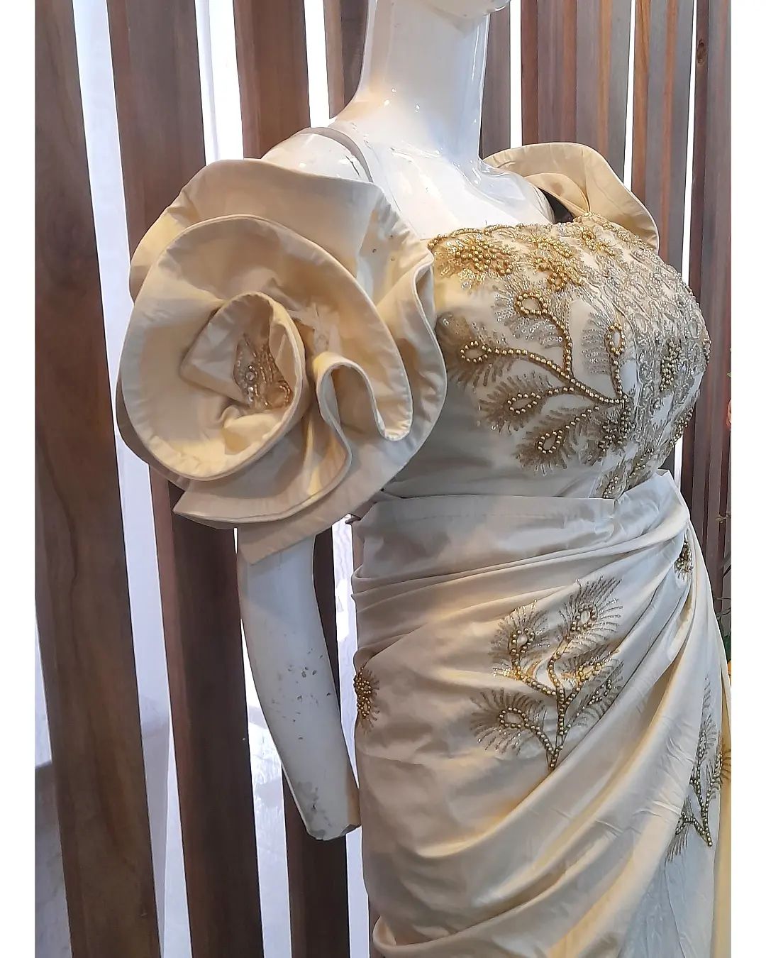 40 Nigerian Blouse And Wrapper Styles 2025 | Eucarl Wears