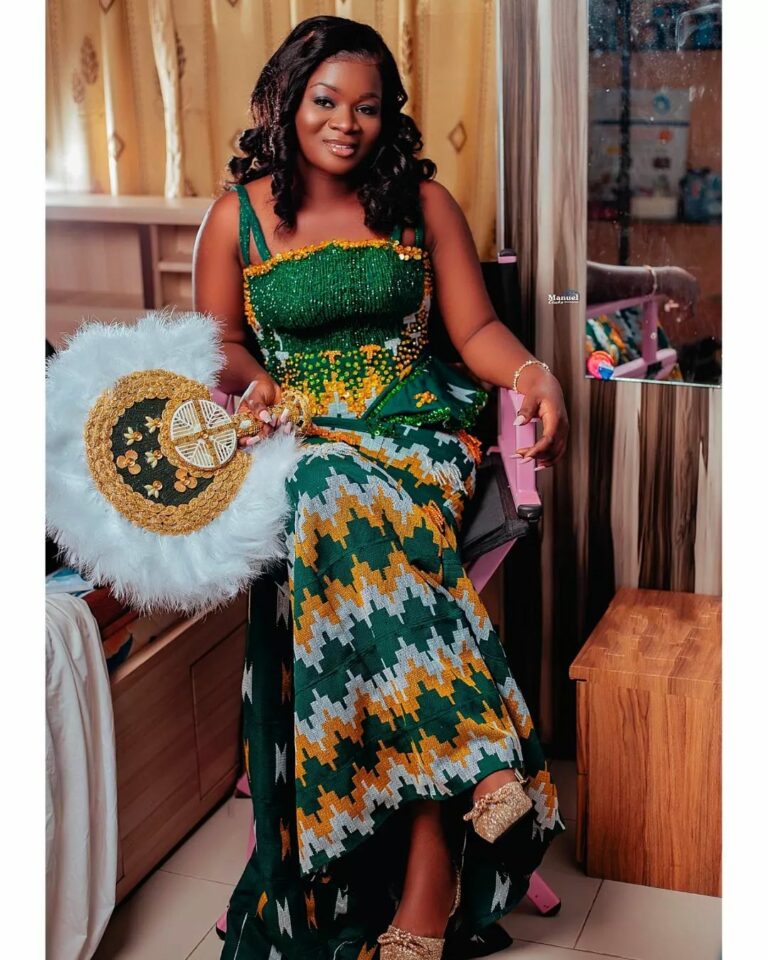 Stunning Kente Styles For Ladies 2026 | Eucarl Wears