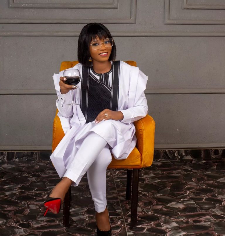 Latest Agbada Styles For Ladies 2025 | Eucarl Wears