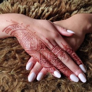 Best Henna Designs For Hands And Feet 2026 | Eucarl Wears