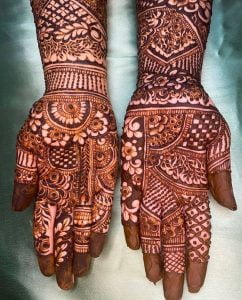 Best Henna Designs For Hands And Feet 2025 | Eucarl Wears
